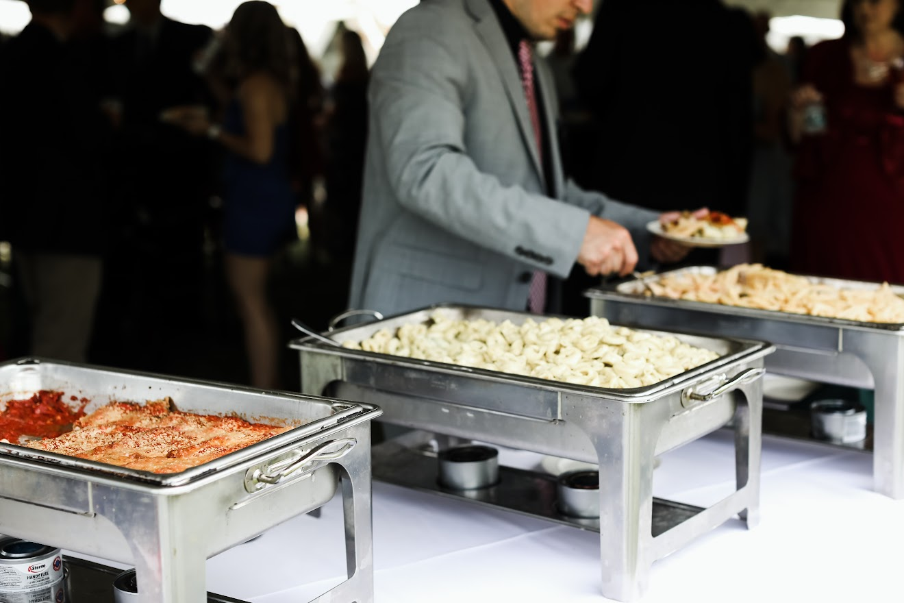 Feeding Your Guests: What’s Your Style? | Wedding Planning Plus